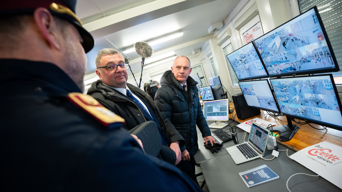 Vor Silvester: Razzien durch Staatsschutz in Österreich